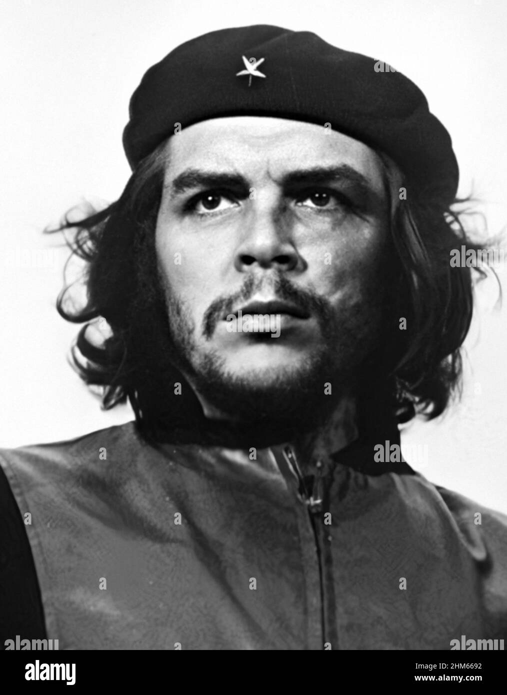 Popularized cropped version of Guerrillero Heroico - Che Guevara at the ...