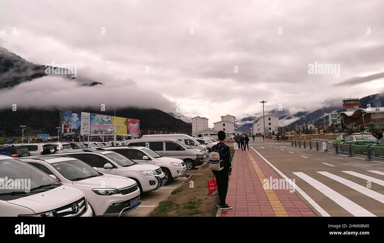 East asia china parking lot hi-res stock photography and images - Alamy