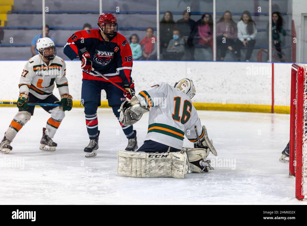 18 David Israel Defense GOAL during hockey match between FAU Owls and ...