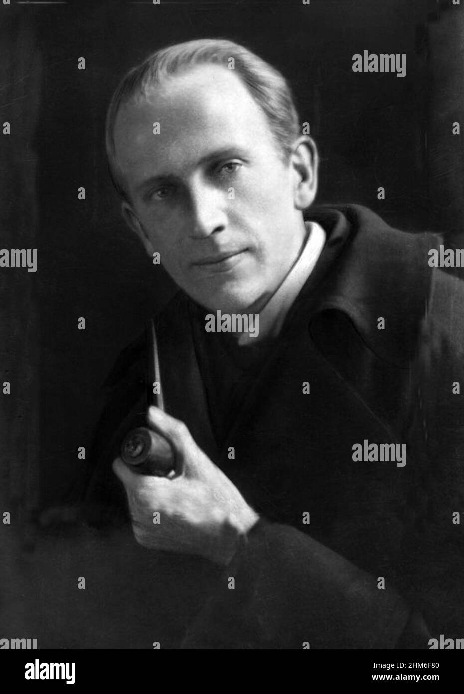 Winnie the pooh aa milne Black and White Stock Photos & Images - Alamy