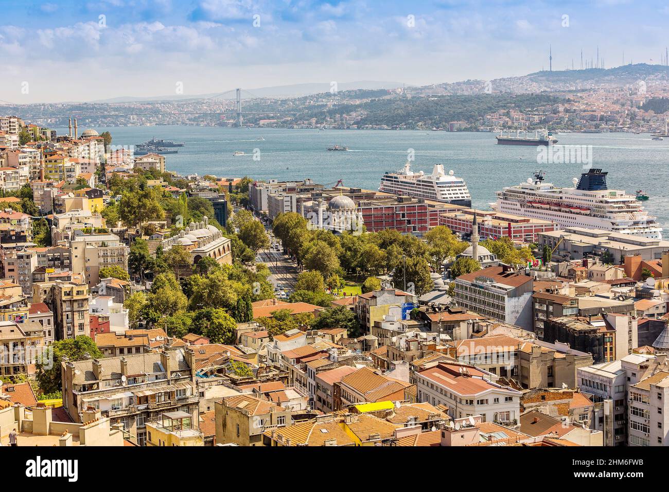 Galata bridge and ayasofya and istanbul hi-res stock photography and ...