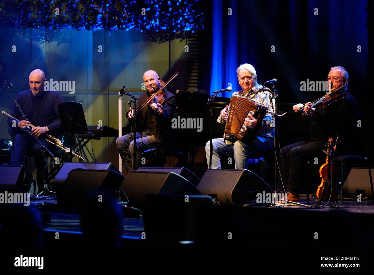 Glasgow Scotland, 6th February 2022. Ali Bain, Phil Cunningham, Michael ...