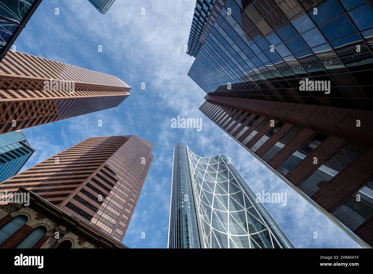 Business skyscrapers and calgary tower hi-res stock photography and ...
