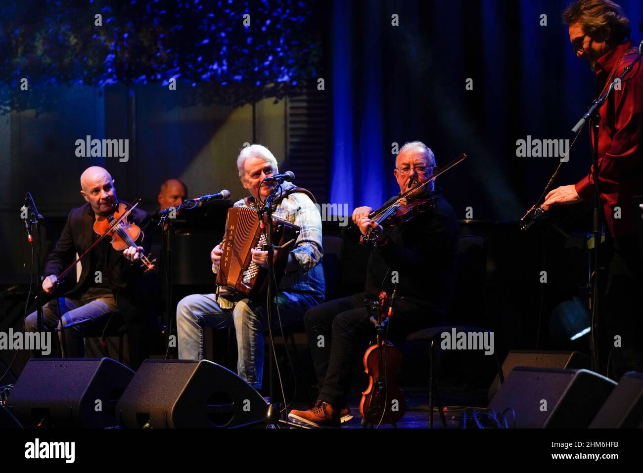 Glasgow Scotland, 6th February 2022. Ali Bain, Phil Cunningham, Michael ...