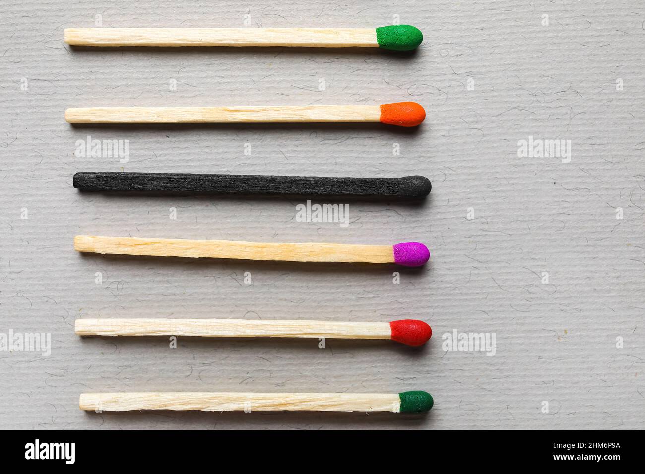 Different new matchsticks on grey background, closeup Stock Photo - Alamy