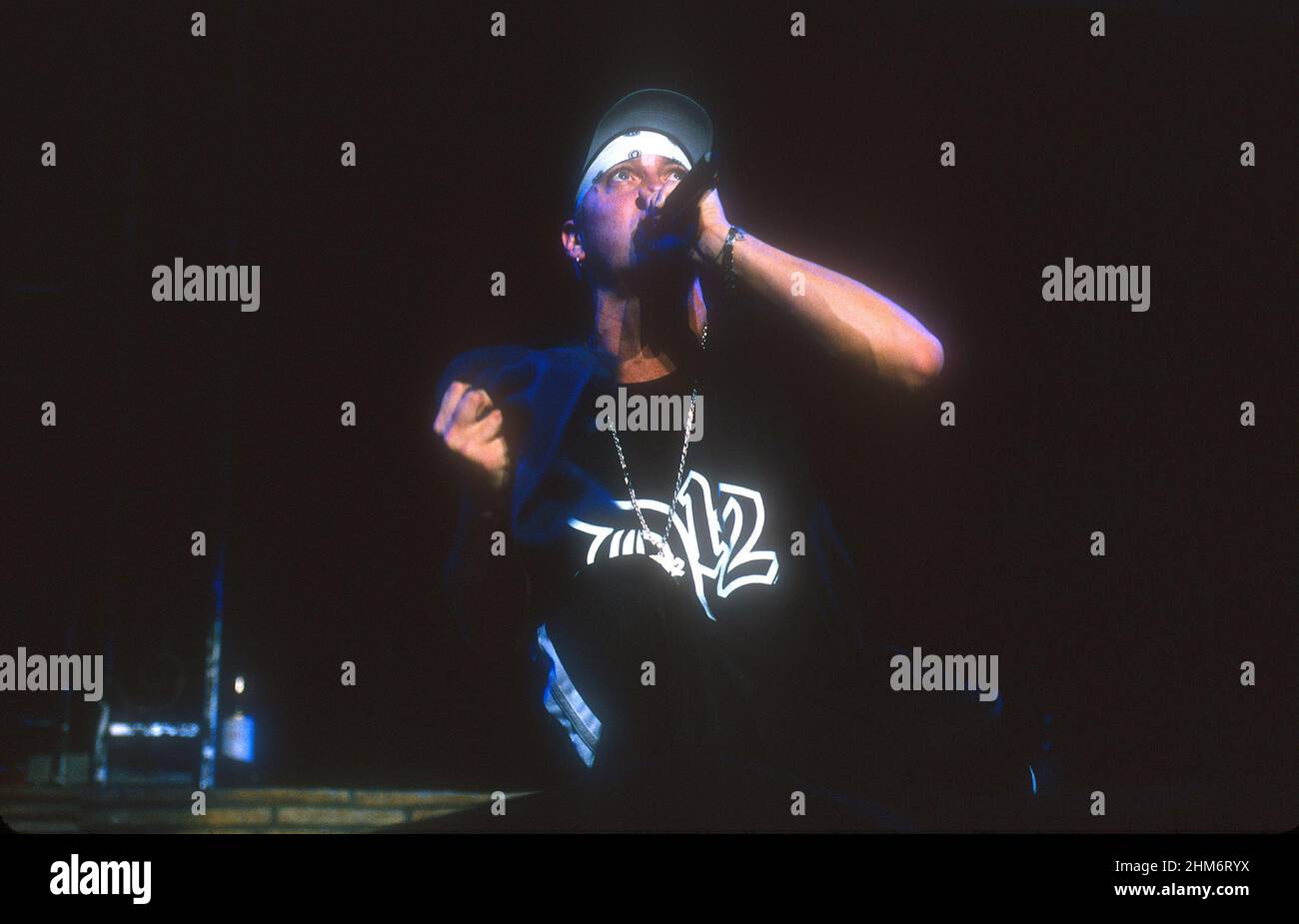 Eminem in concert 2001 hi-res stock photography and images - Alamy