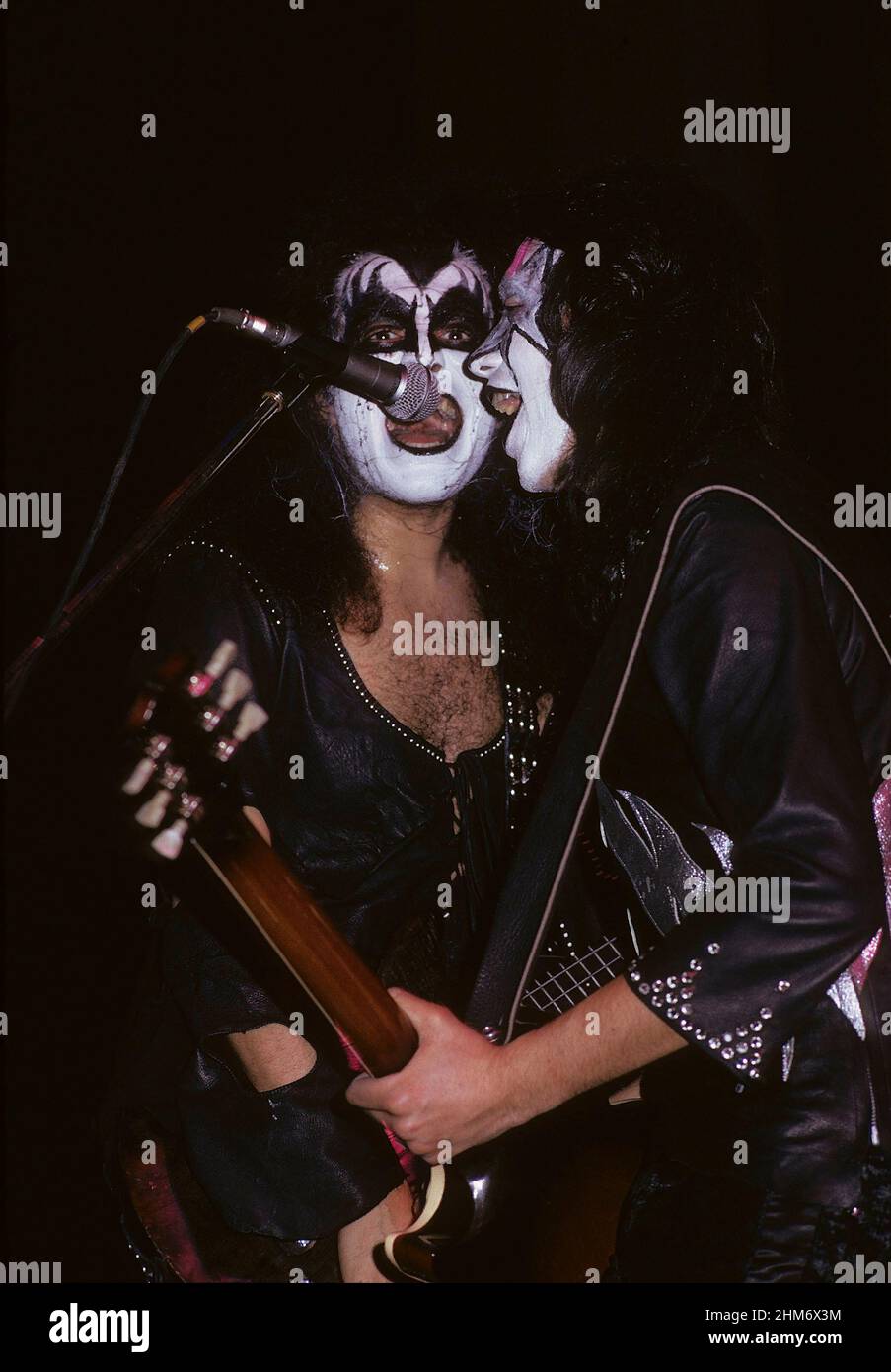 LOS ANGELES, CA - MARCH 31: KISS performs in concert at the Century ...