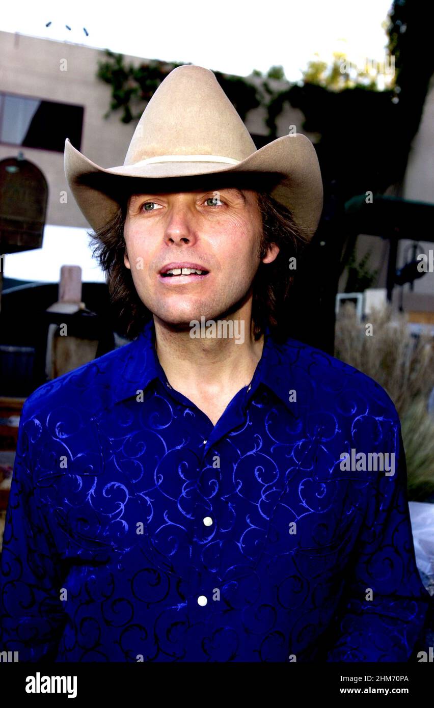 Dwight yoakam concert hi-res stock photography and images - Alamy