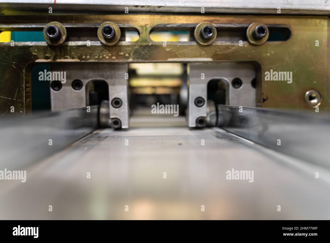 Metal equipment works factory moving hi-res stock photography and ...