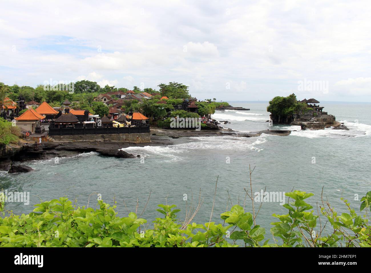 Tourism and religious infrastructure of Tanah Lot Temple complex in ...