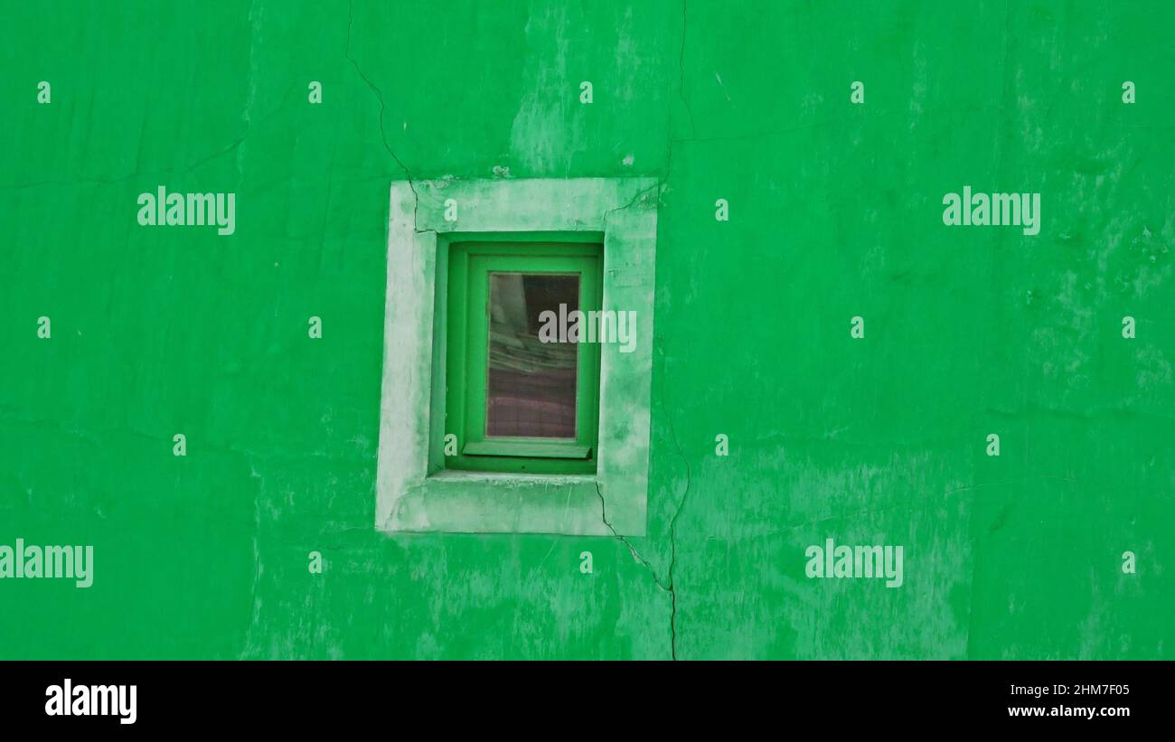 Weathered green building wall in Cuenca, Spain Stock Photo - Alamy
