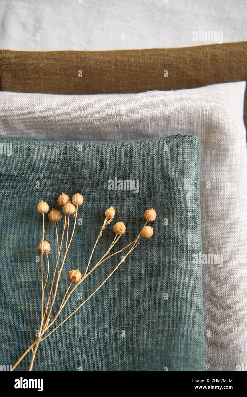 Kitchen textiles hi-res stock photography and images - Alamy