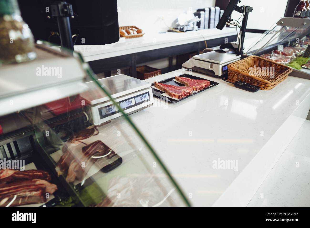 Chopped raw meat in tray in a butcher shop Stock Photo - Alamy