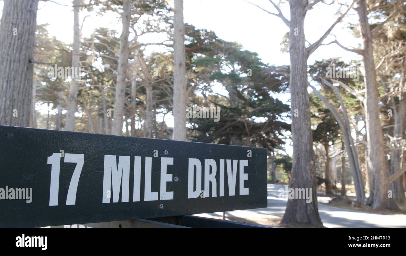 Scenic 17-mile drive wooden road sign, Monterey peninsula, Big Sur ...