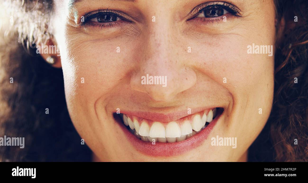 She who is happy is beautiful. Portrait of a happy and attractive woman ...