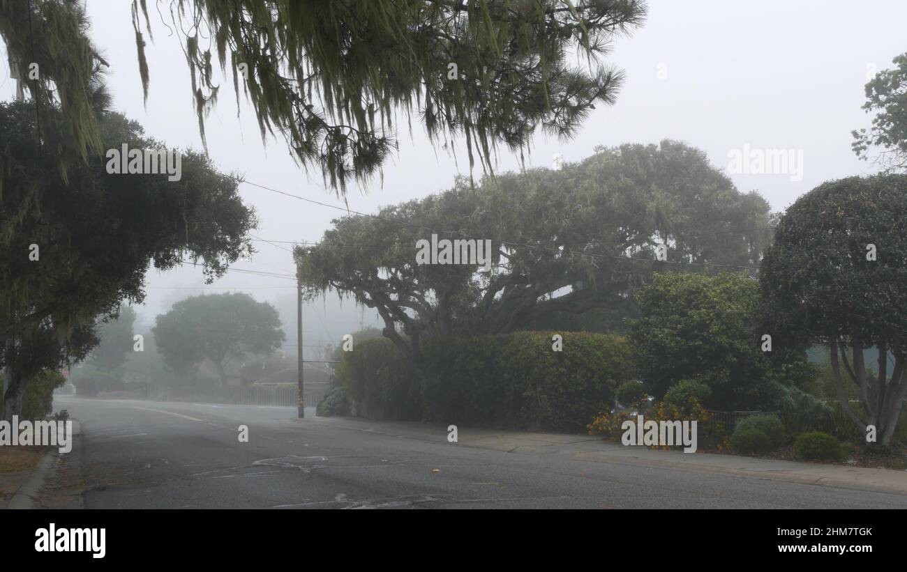 17 mile drive houses hi-res stock photography and images - Alamy