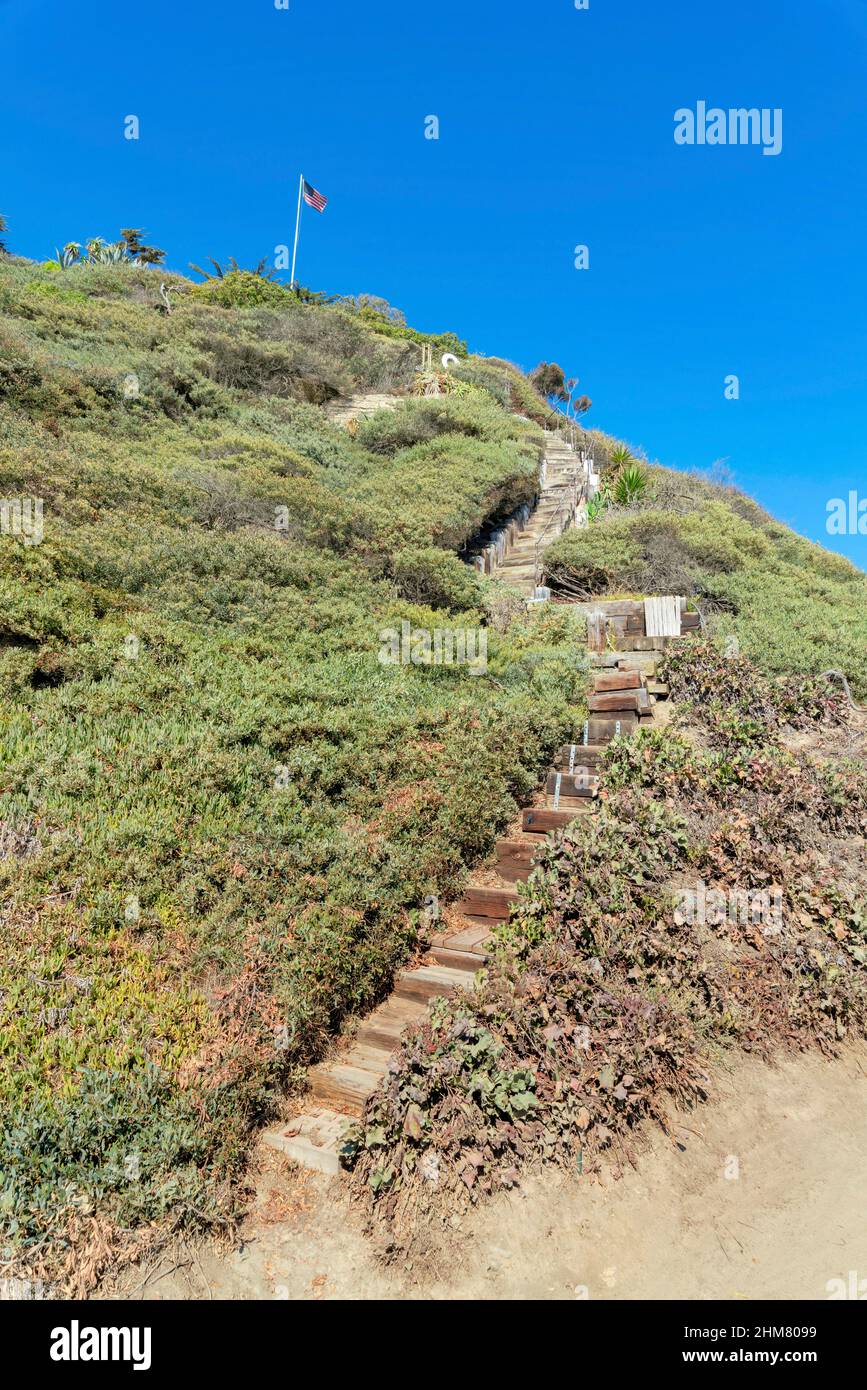 Uphill wooden steps hi-res stock photography and images - Alamy