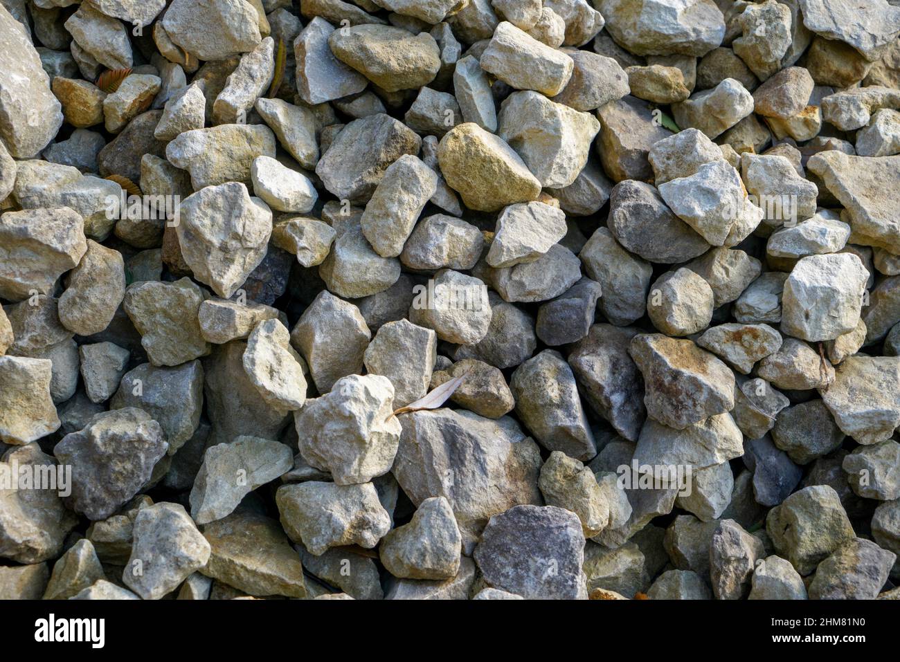 Soil from the quarry as a waste product and for versatile use in the ...