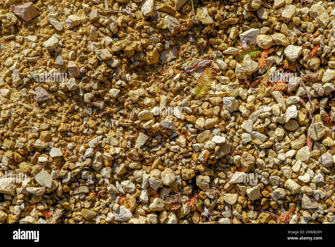 Soil from the quarry as a waste product and for versatile use in the ...