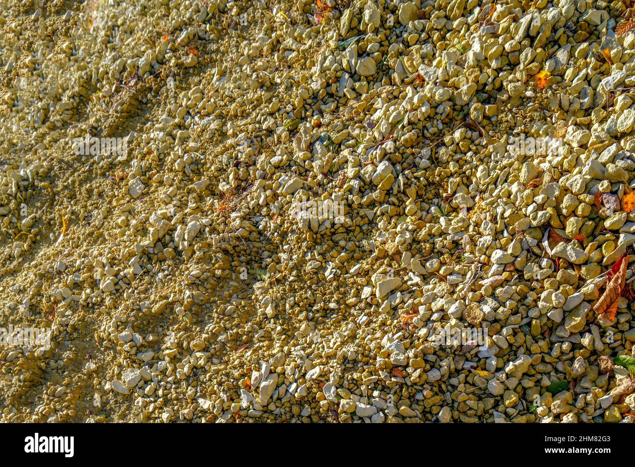 Soil from the quarry as a waste product and for versatile use in the ...