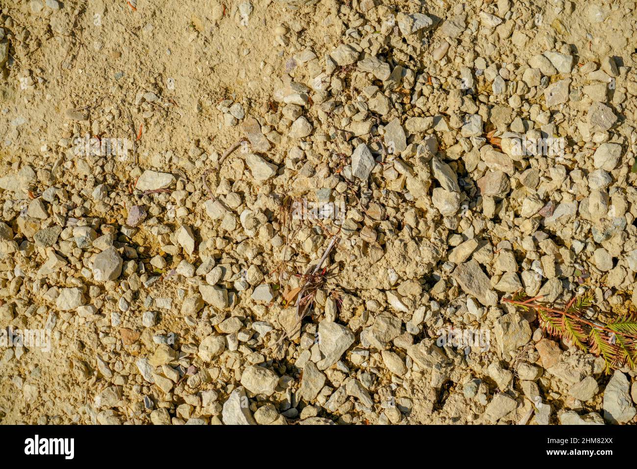 Soil from the quarry as a waste product and for versatile use in the ...