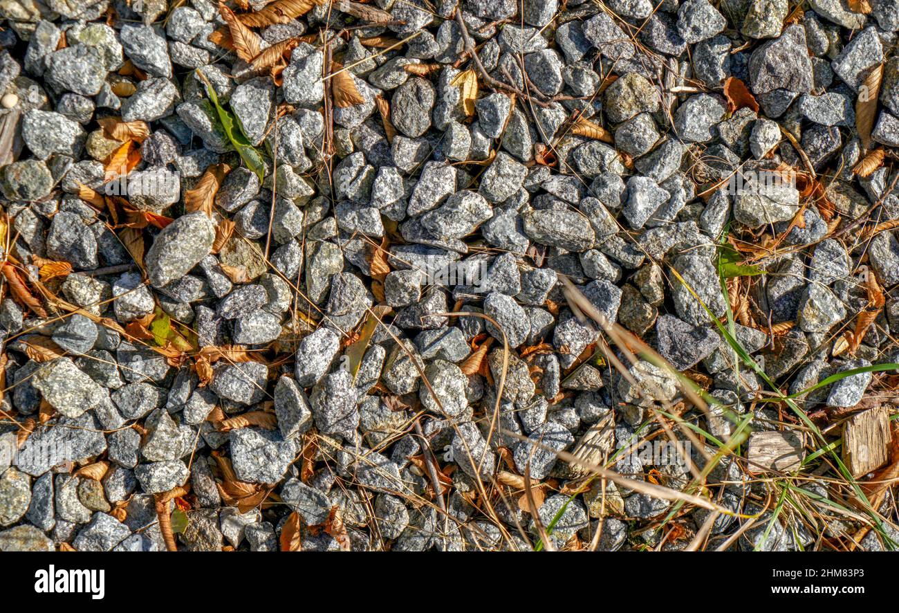 Soil from the quarry as a waste product and for versatile use in the ...