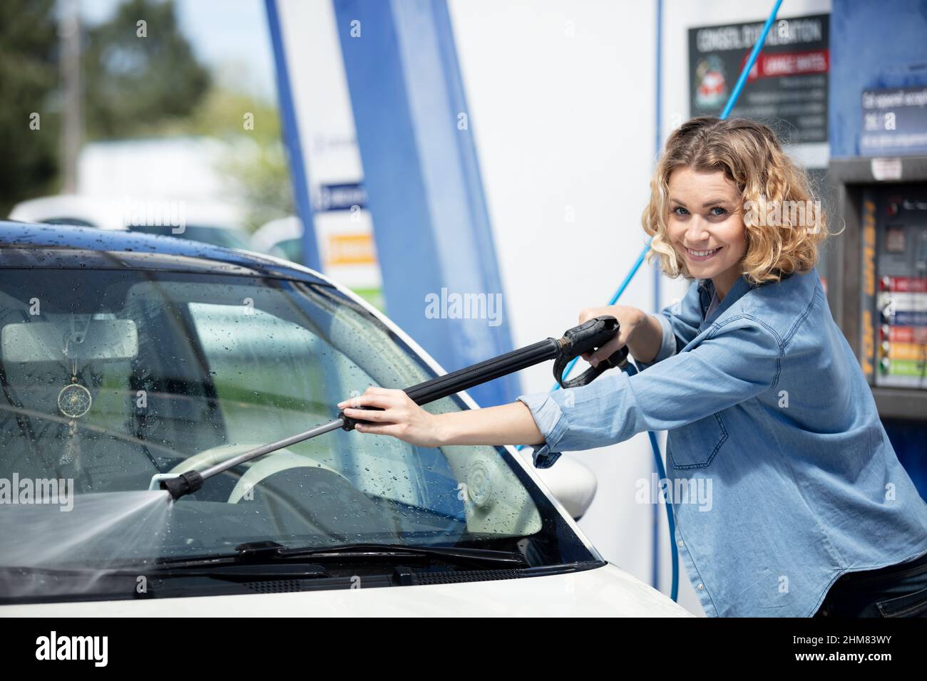 On self service car wash hi-res stock photography and images - Alamy
