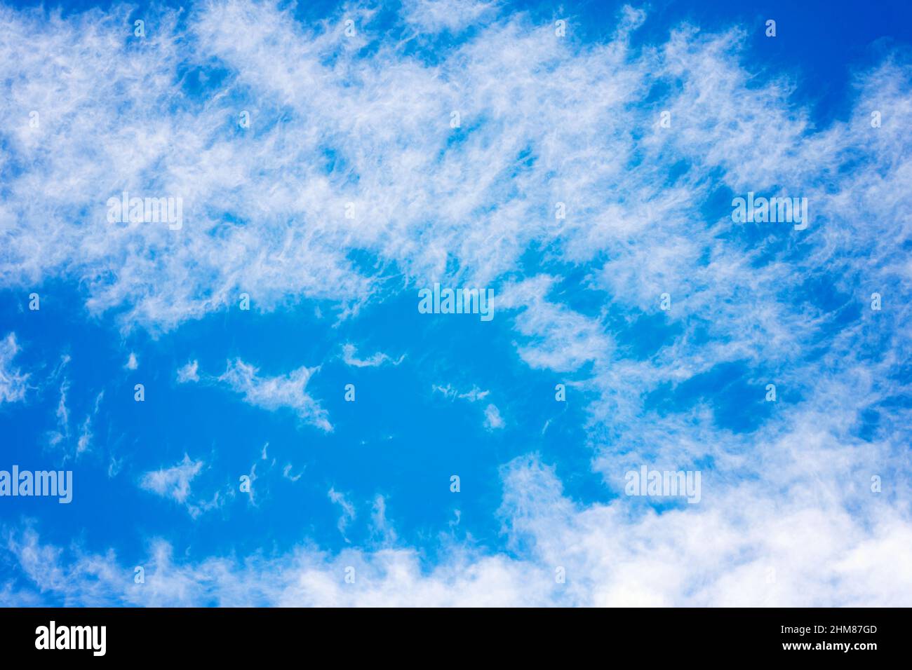 Dramatic sky with cumulus clouds Stock Photo - Alamy