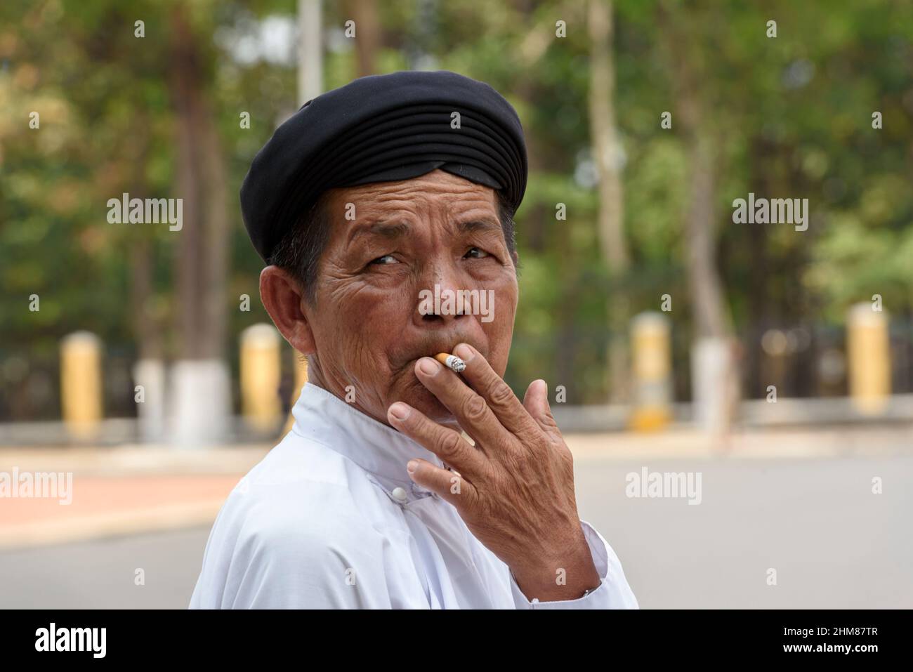 Caodaist worshippers at the Cao Dai Temple, Long Than village, Tay Ninh ...