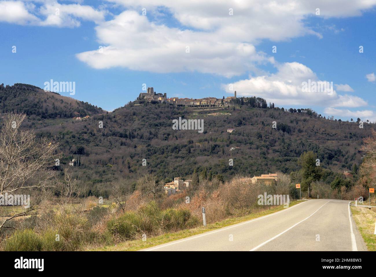 Tuscany civitella in val di chiana hi-res stock photography and images ...