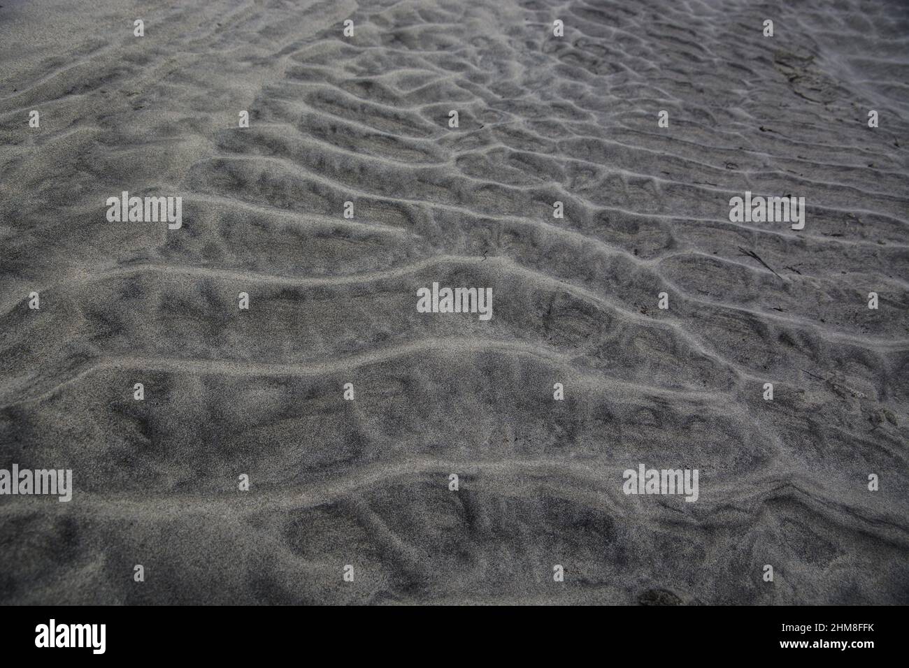 Beach sand wave pattern Stock Photo - Alamy