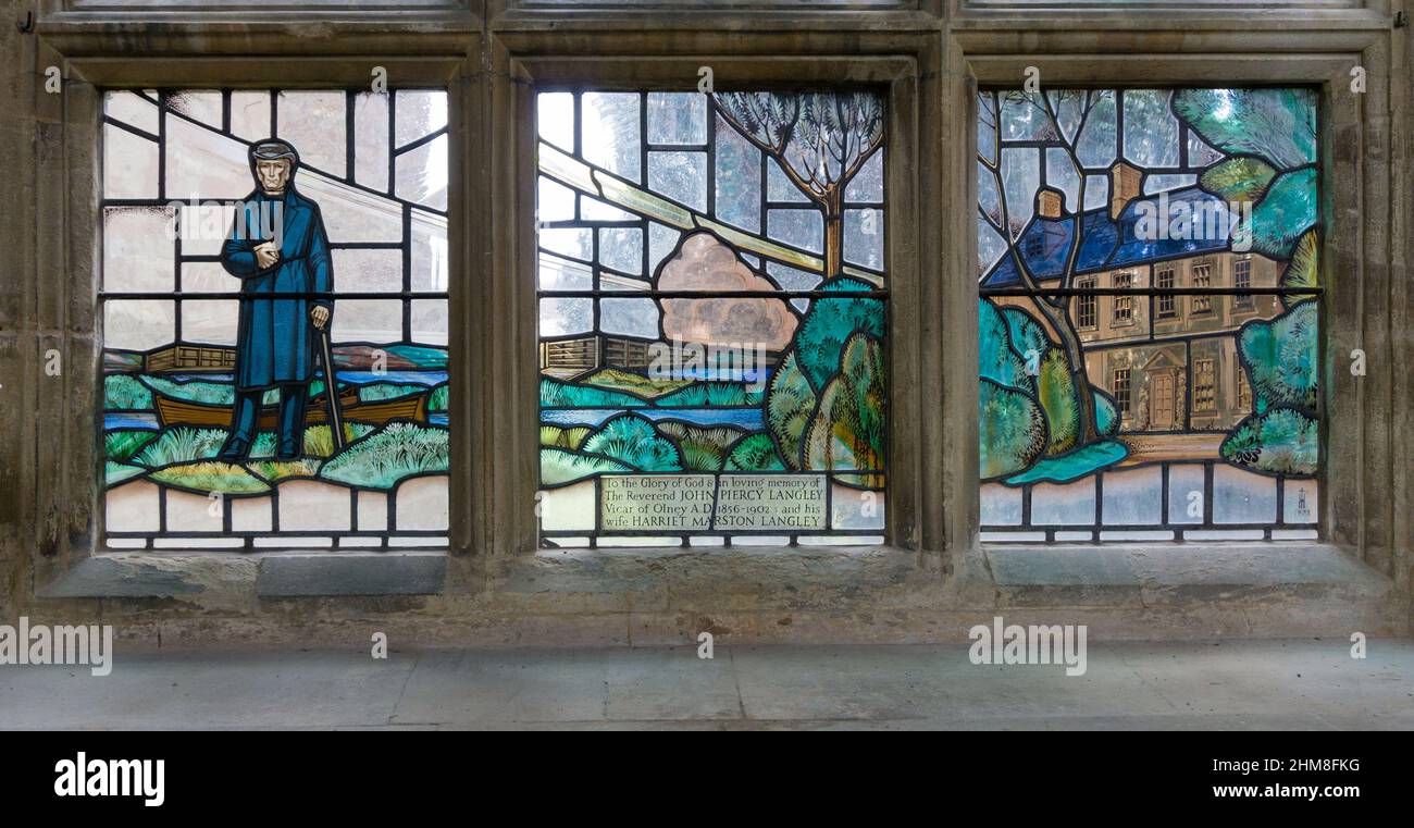 English church stained glass window hi-res stock photography and images ...