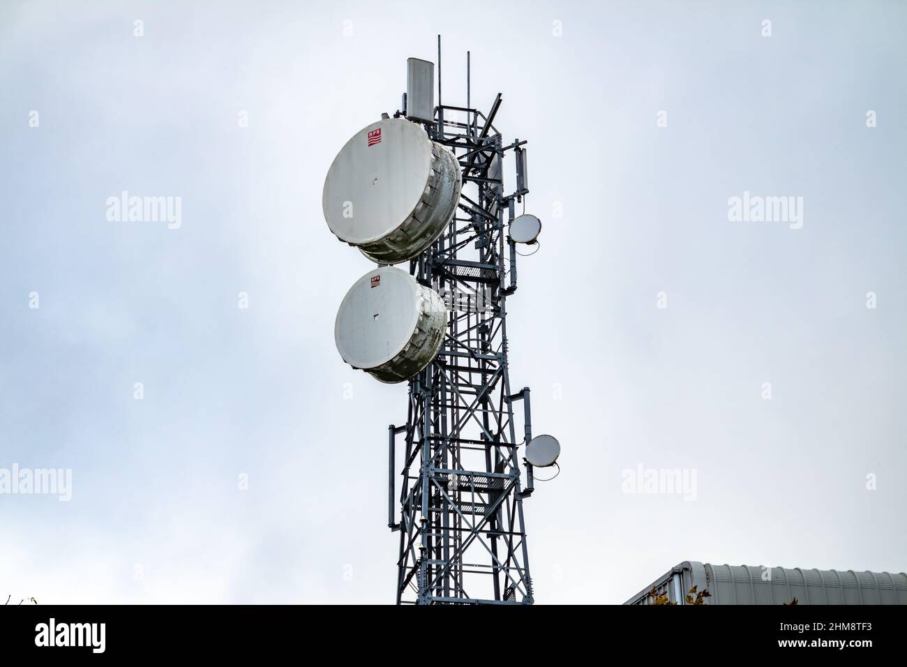 Telecommunications mast ireland hi-res stock photography and images - Alamy