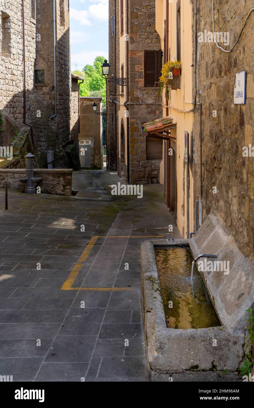 Vicolo Sant'Antonio alley, medieval quarter, historic center ...