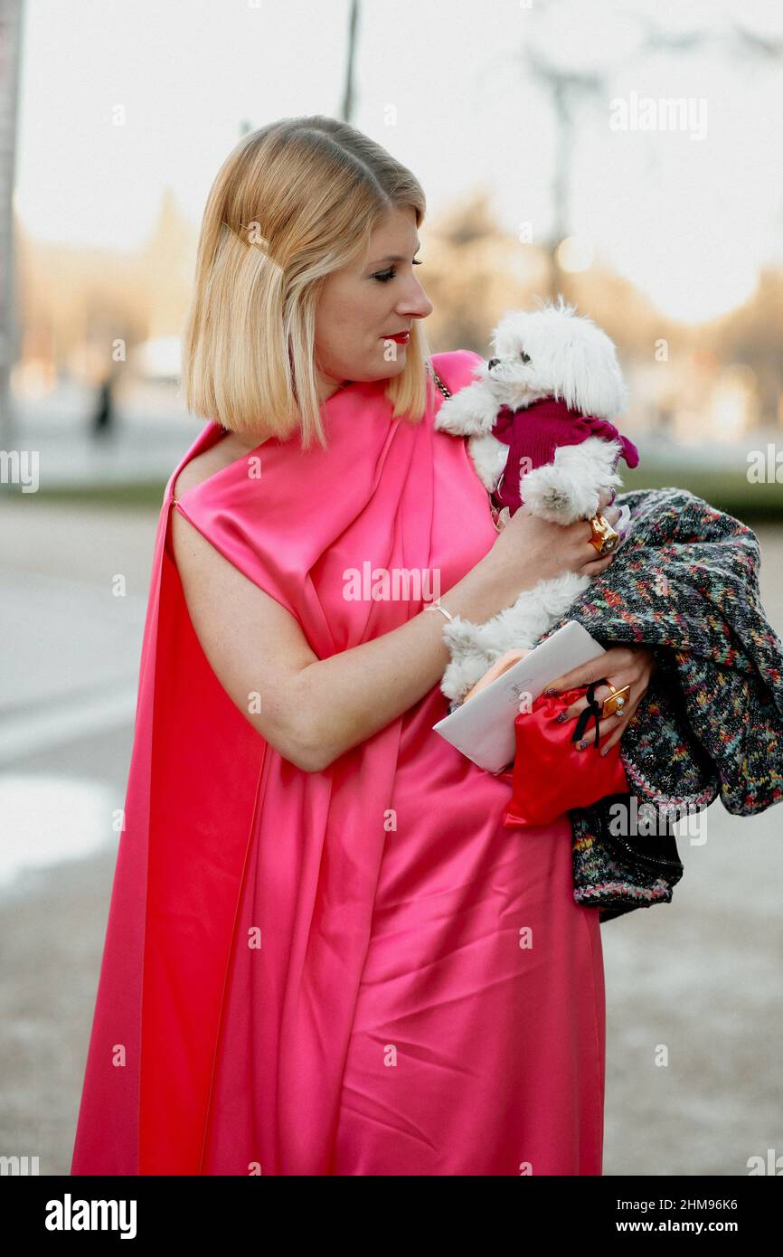 Street style, Miss Lala Sparkles arriving at Schiaparelli Spring Summer ...