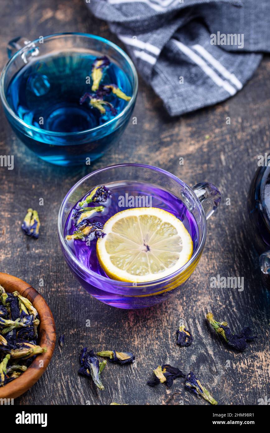 Purple asian pigeonwings hi-res stock photography and images - Alamy