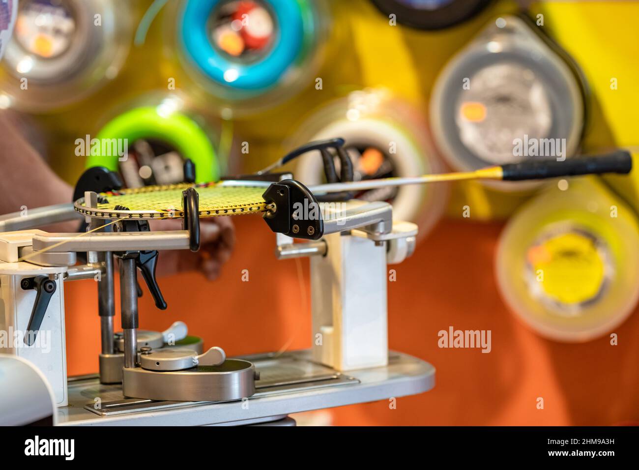 Broken badminton racket hi-res stock photography and images - Alamy