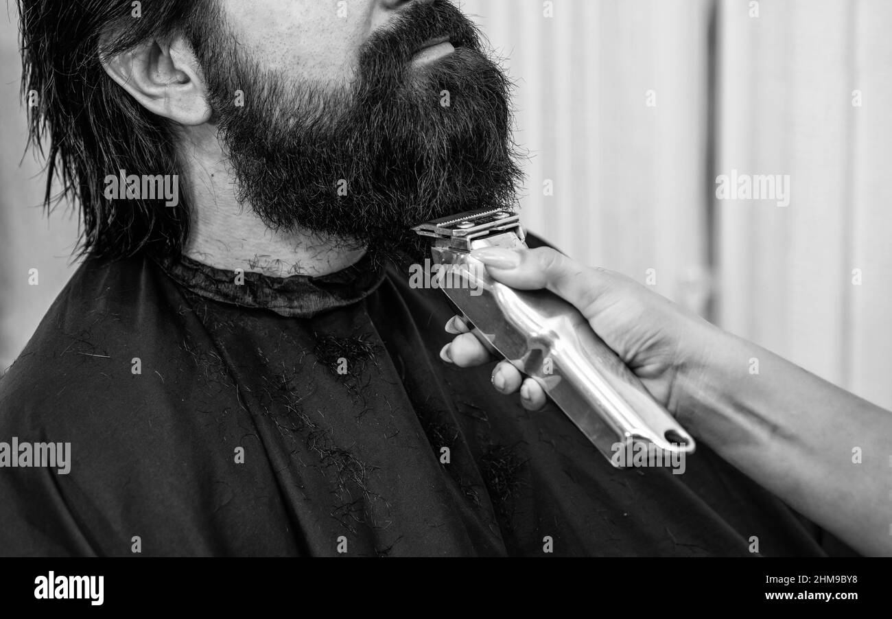 Washing male hair in barber Black and White Stock Photos & Images - Alamy