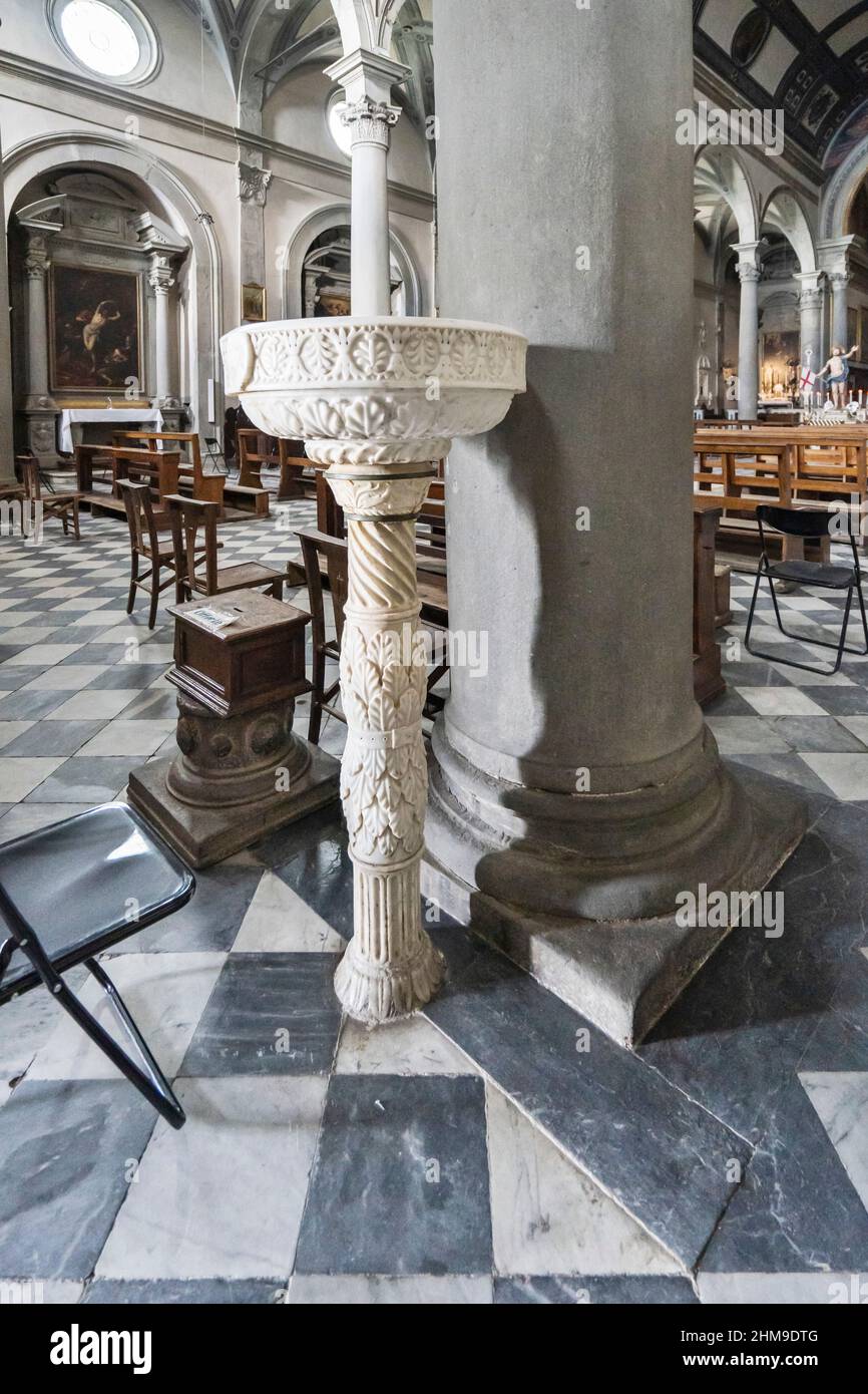 Cathedral of Santa Maria Assunta church; Interior, Cortona, Tuscany ...