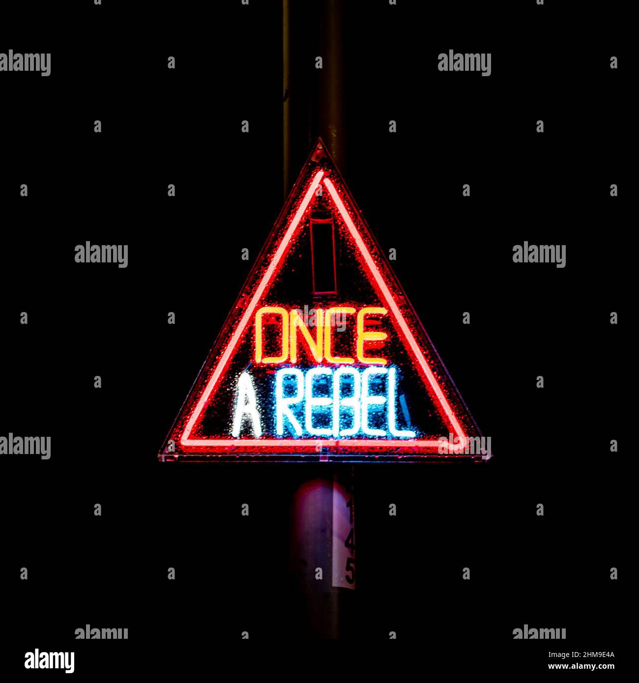 Raphael Daden's neon sign inspirational messages hosted on Lister Gate ...