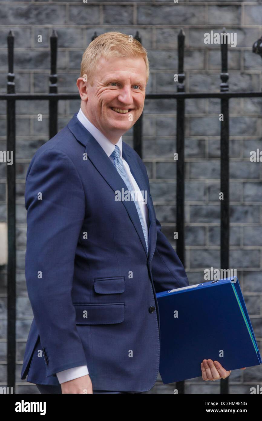 The rt hon oliver dowden hi-res stock photography and images - Alamy