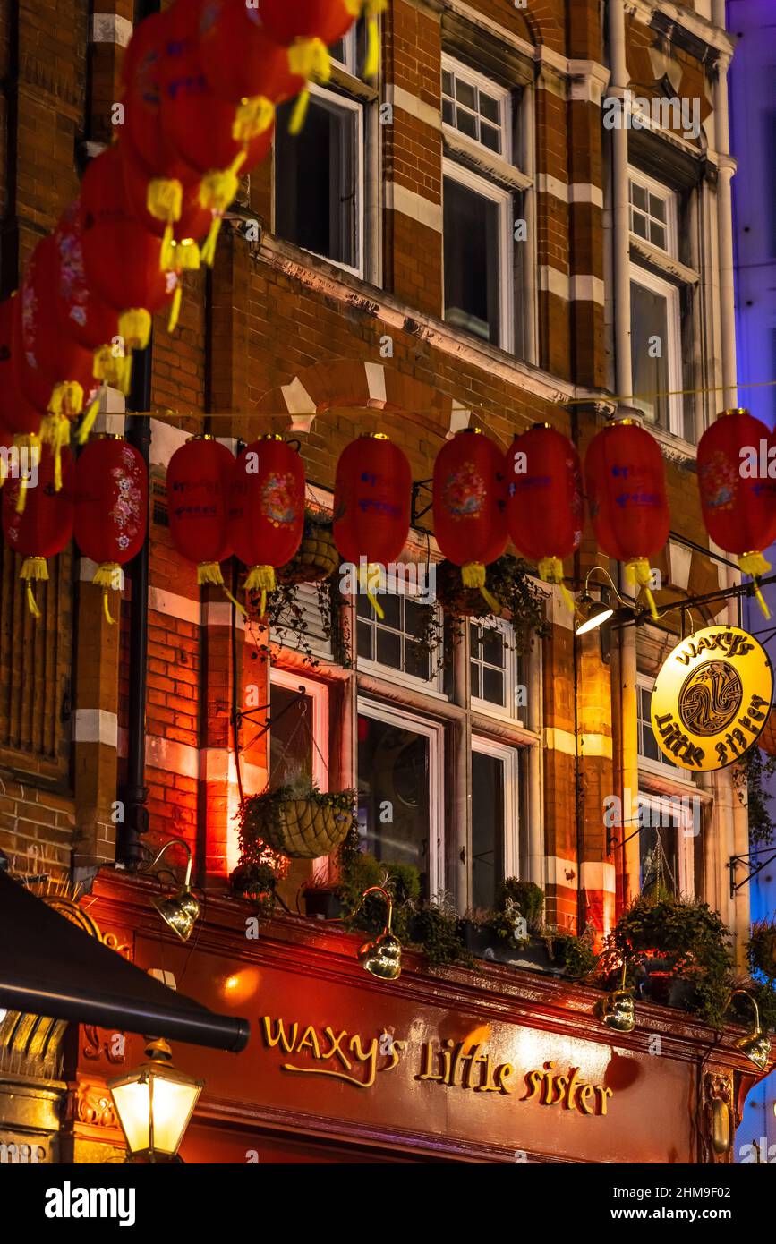 London around Chinatown Gerrard Street Stock Photo - Alamy
