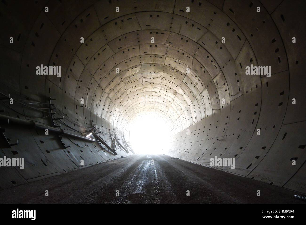 Tunnelling hi-res stock photography and images - Alamy