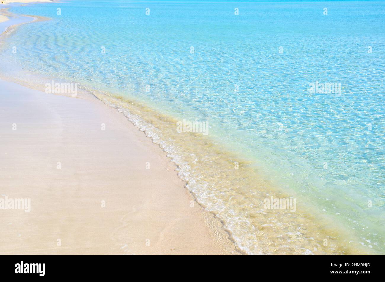 crystalline water and sandy beach Stock Photo - Alamy