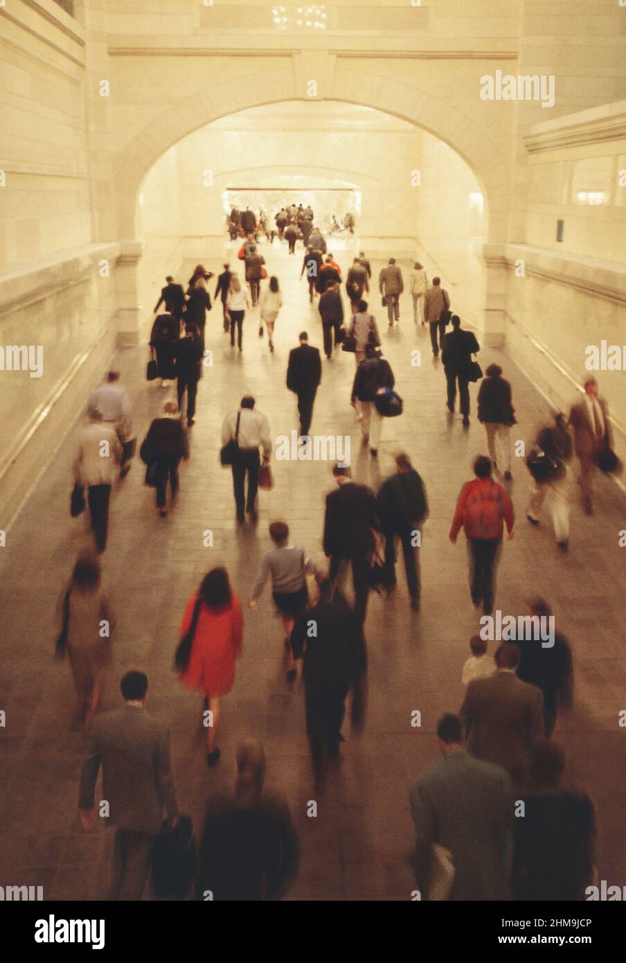 Overhead crowd hi-res stock photography and images - Alamy