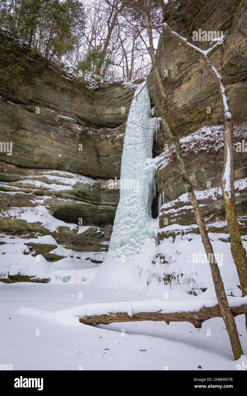 Frozen icefall on a cold winter morning. Starved rock state park ...