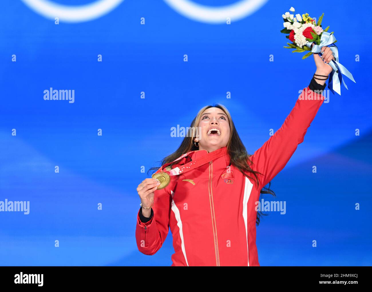 Beijing, China. 8th Feb, 2022. Gold medalist Gu Ailing of China reacts ...