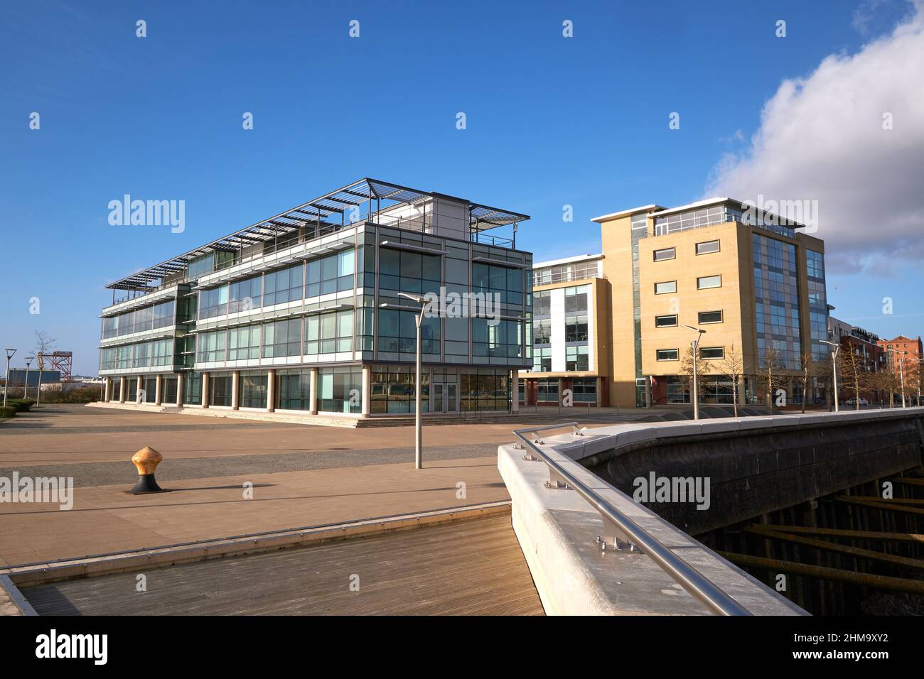 Modern design office building Stock Photo - Alamy