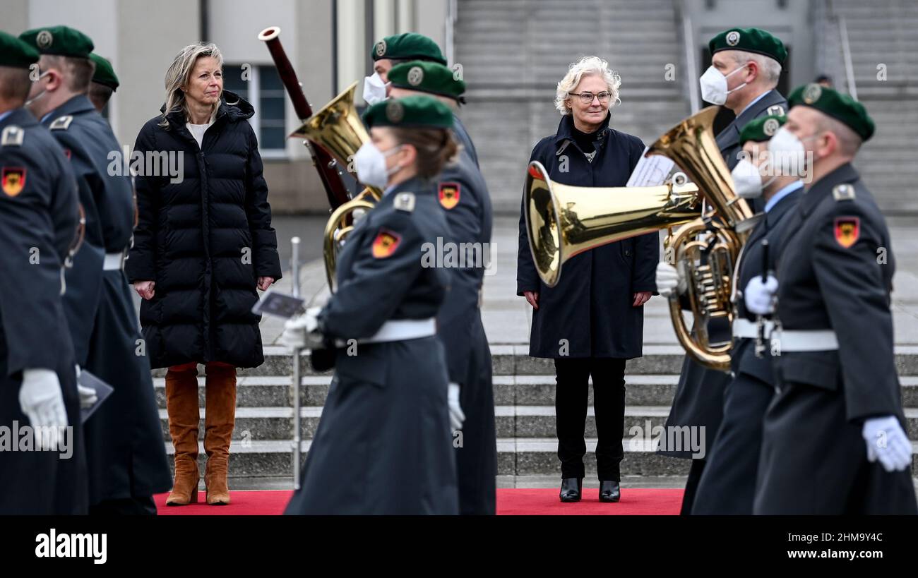 08 February 2022, Berlin: Christine Lambrecht (SPD), Minister of ...