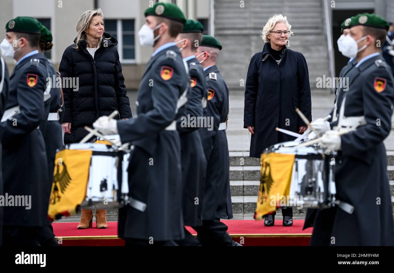 08 February 2022, Berlin: Christine Lambrecht (SPD), Minister of ...